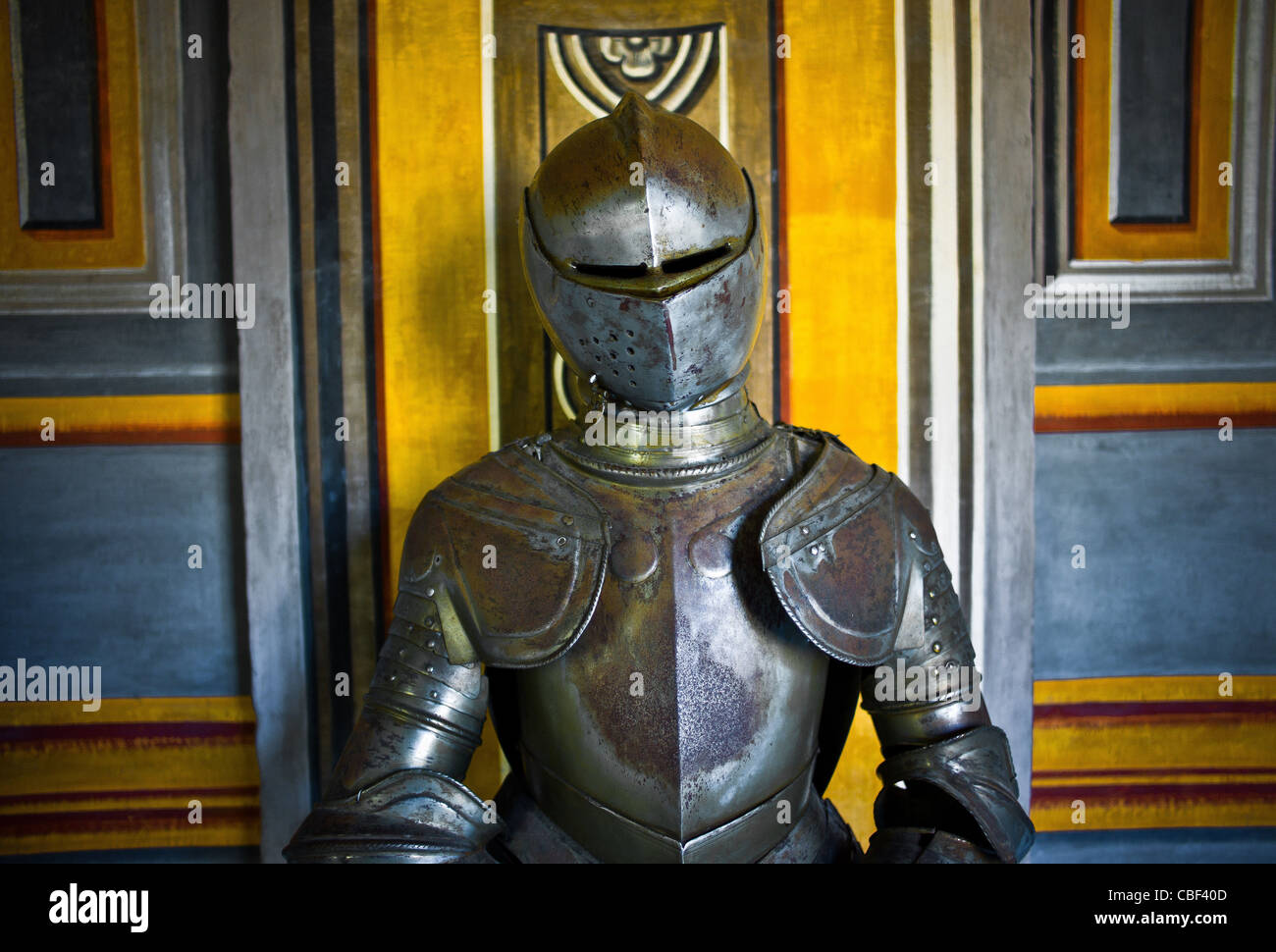 MALTENMAI Malta in May, Armor of the palace of the Grand Masters in ...