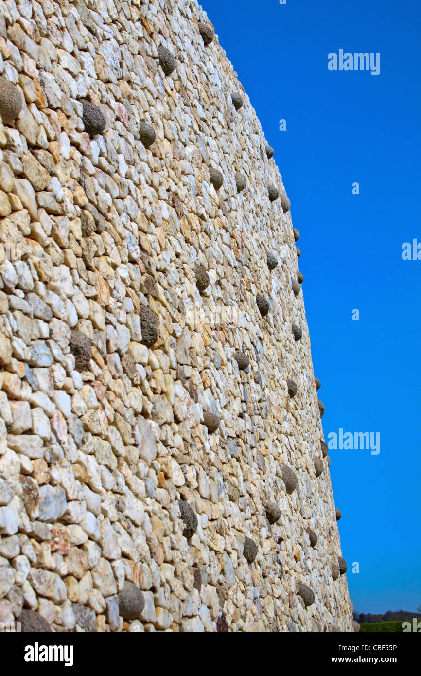 Neolithic passage tomb hi-res stock photography and images - Alamy