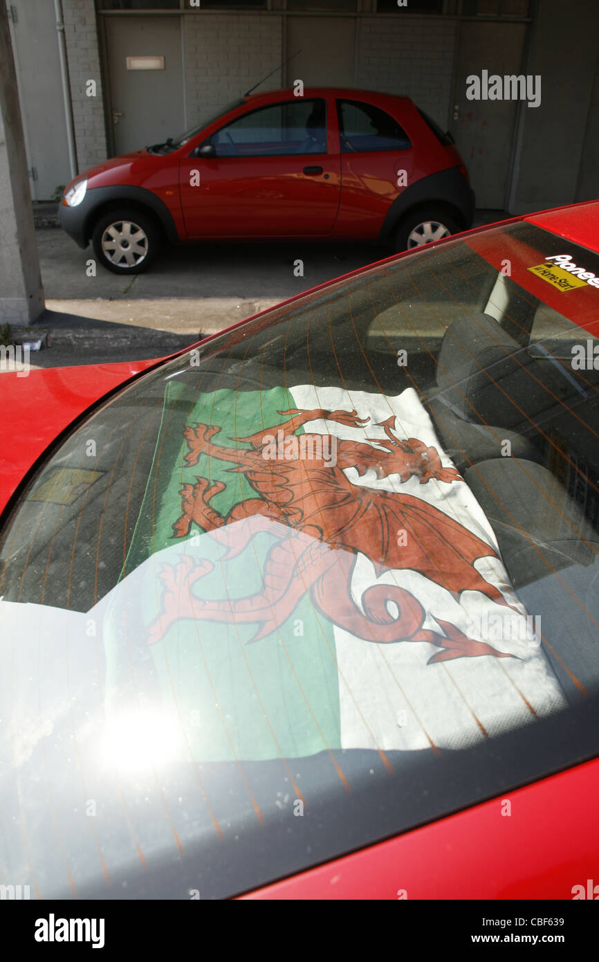 welsh flag in car window Stock Photo - Alamy