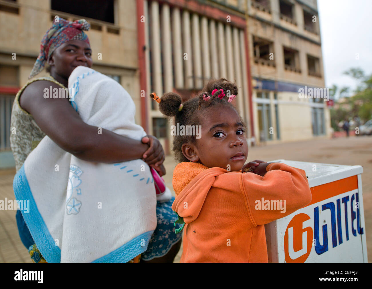 Mother And daughter Selling ? In The Street, Huambo, Angola Stock Photo ...