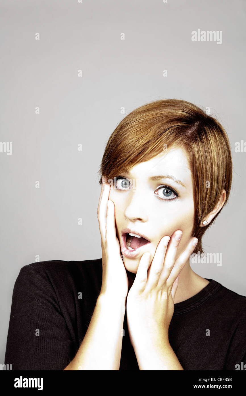 woman screaming out in the studio Stock Photo - Alamy