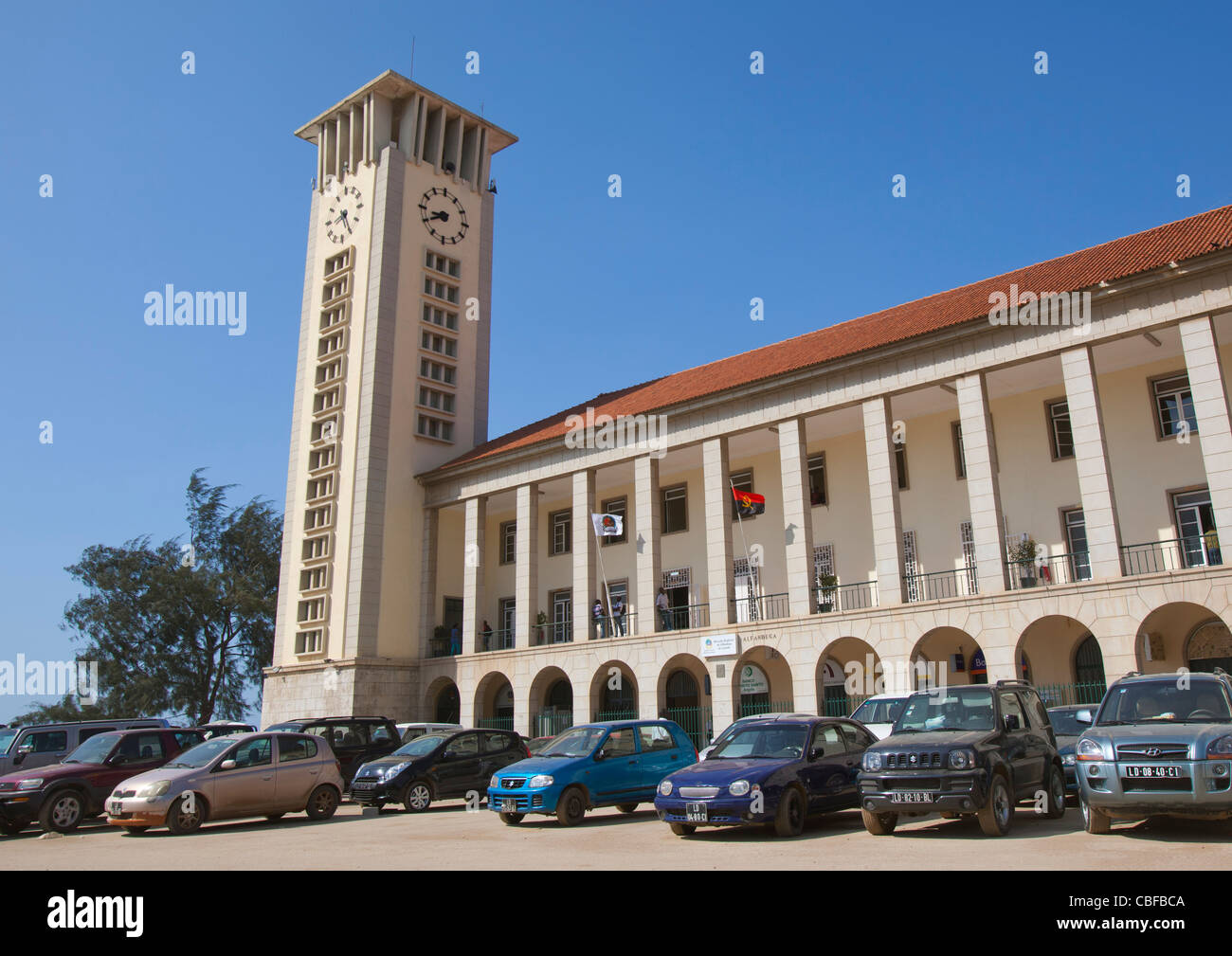 Cars Parked In Front Of The Main Building Of Luanda Harbour, Angola ...
