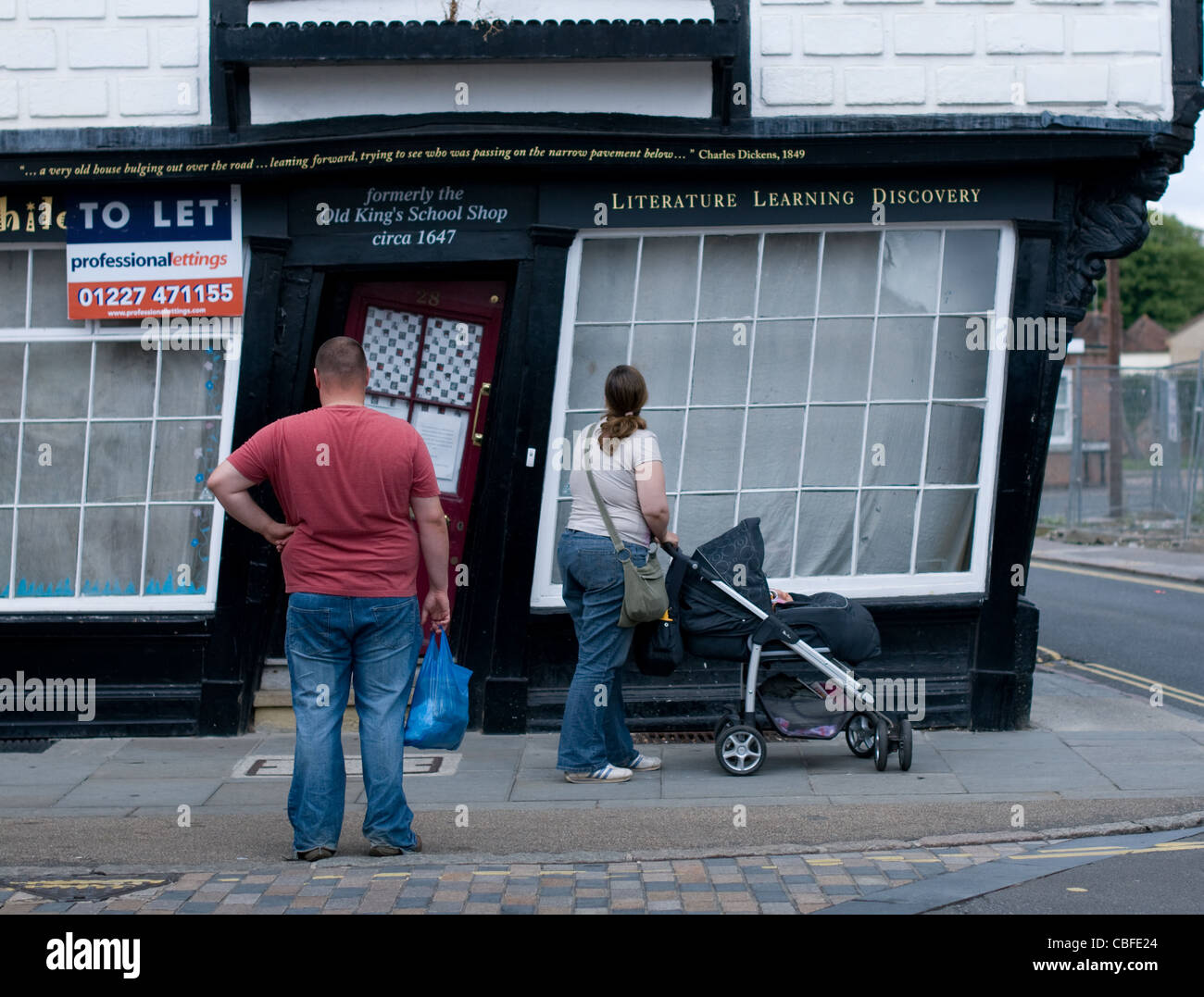 A leaning Tudor house/shop-front in Canterbury, England Stock Photo - Alamy