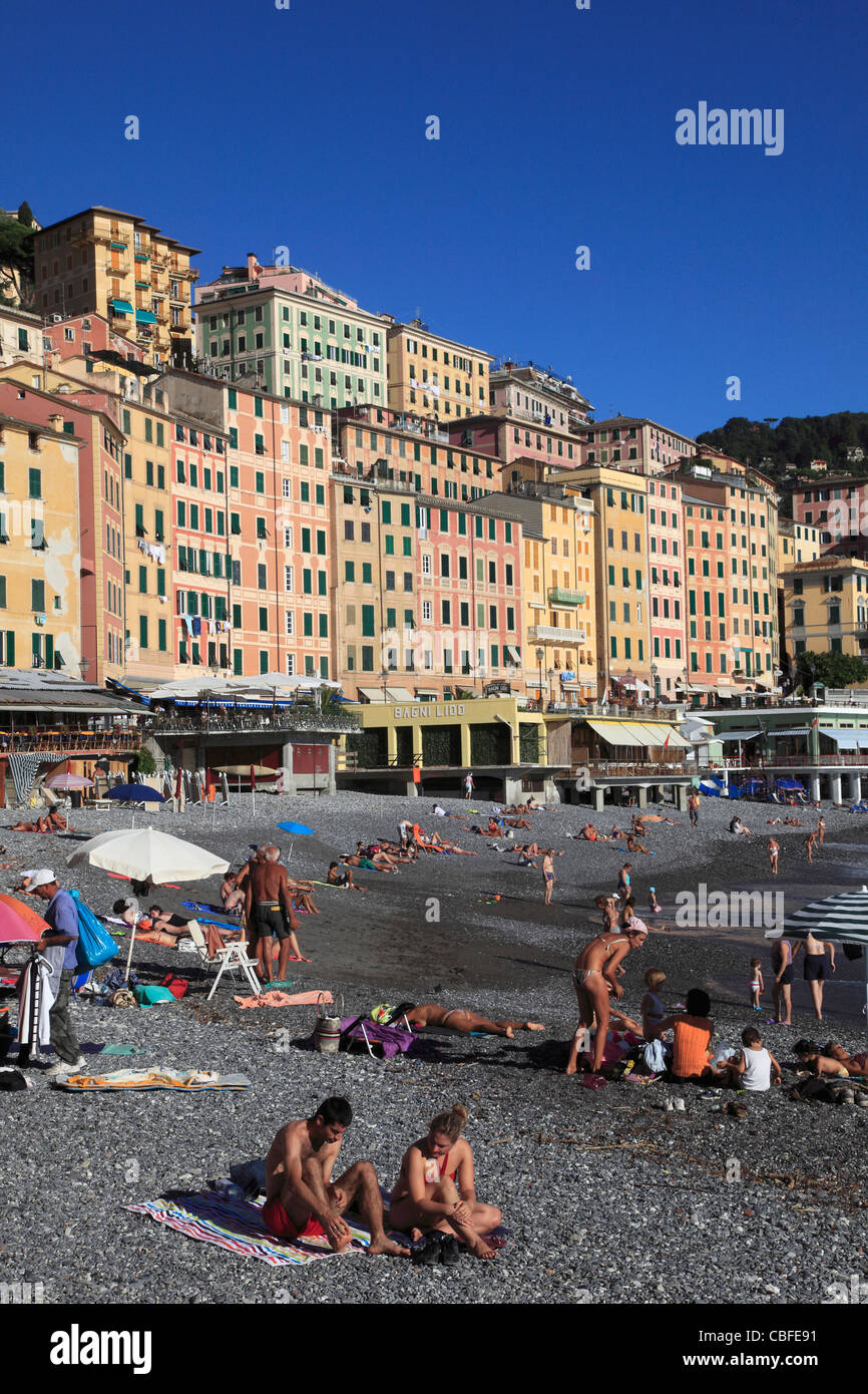 People liguria hi-res stock photography and images - Alamy