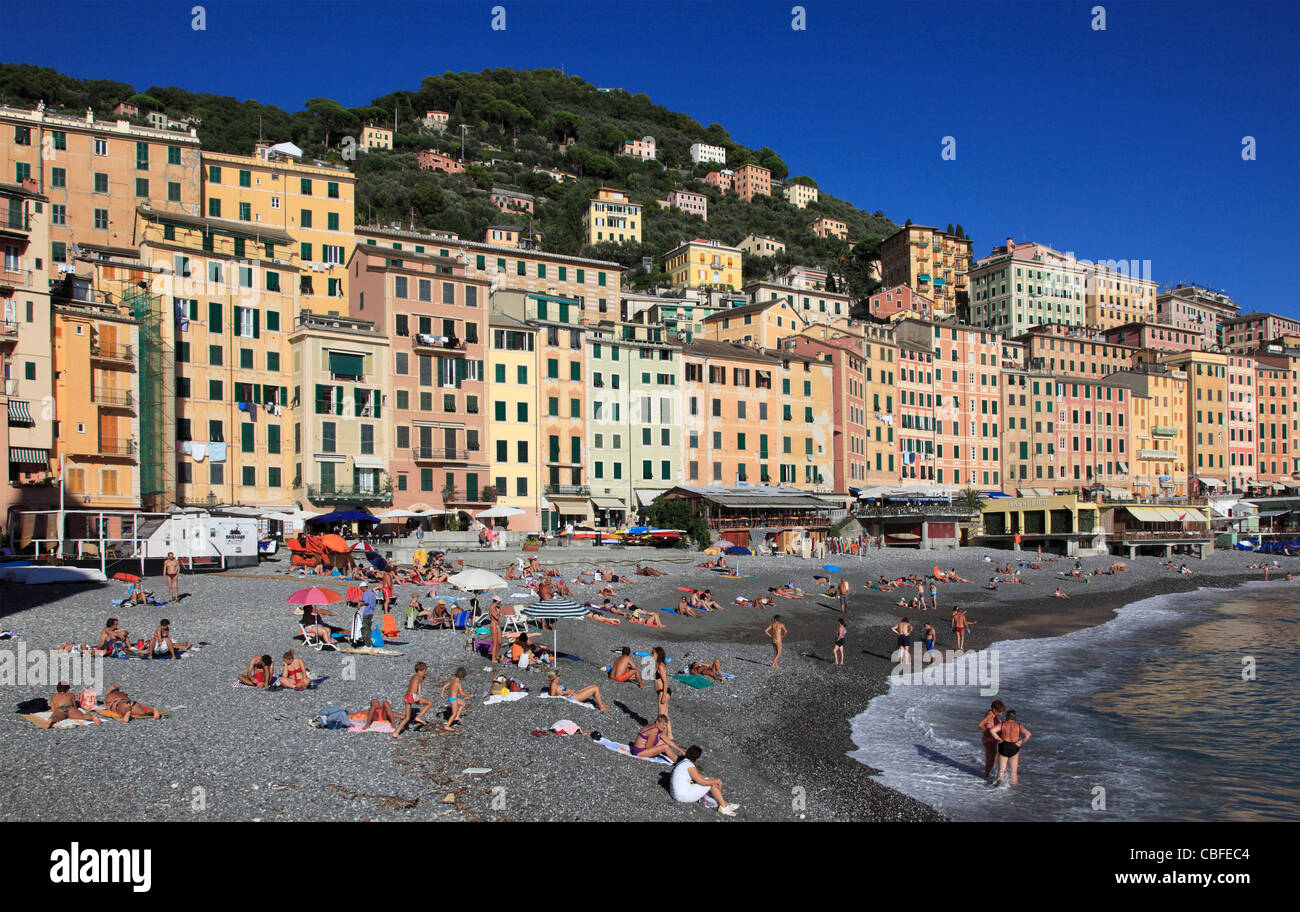 People liguria hi-res stock photography and images - Alamy