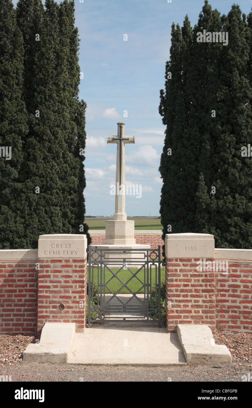 The beautiful entrance & Cross of Sacrifice at the CWGC Crest Cemetery ...