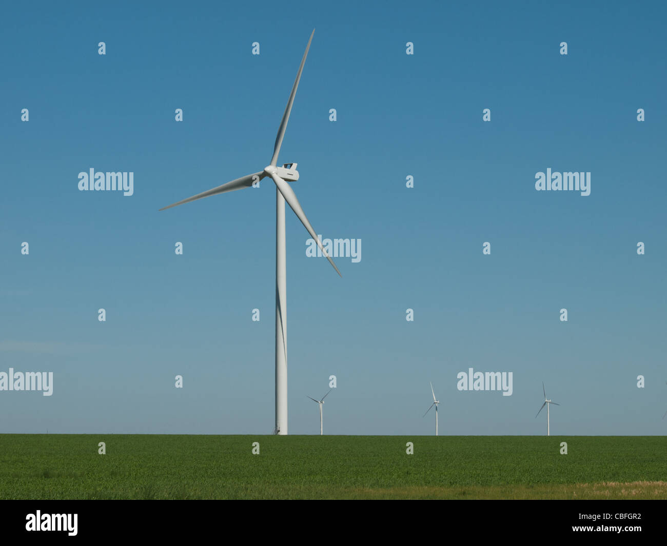 Wind turbines farm in Eastern Colorado Stock Photo - Alamy