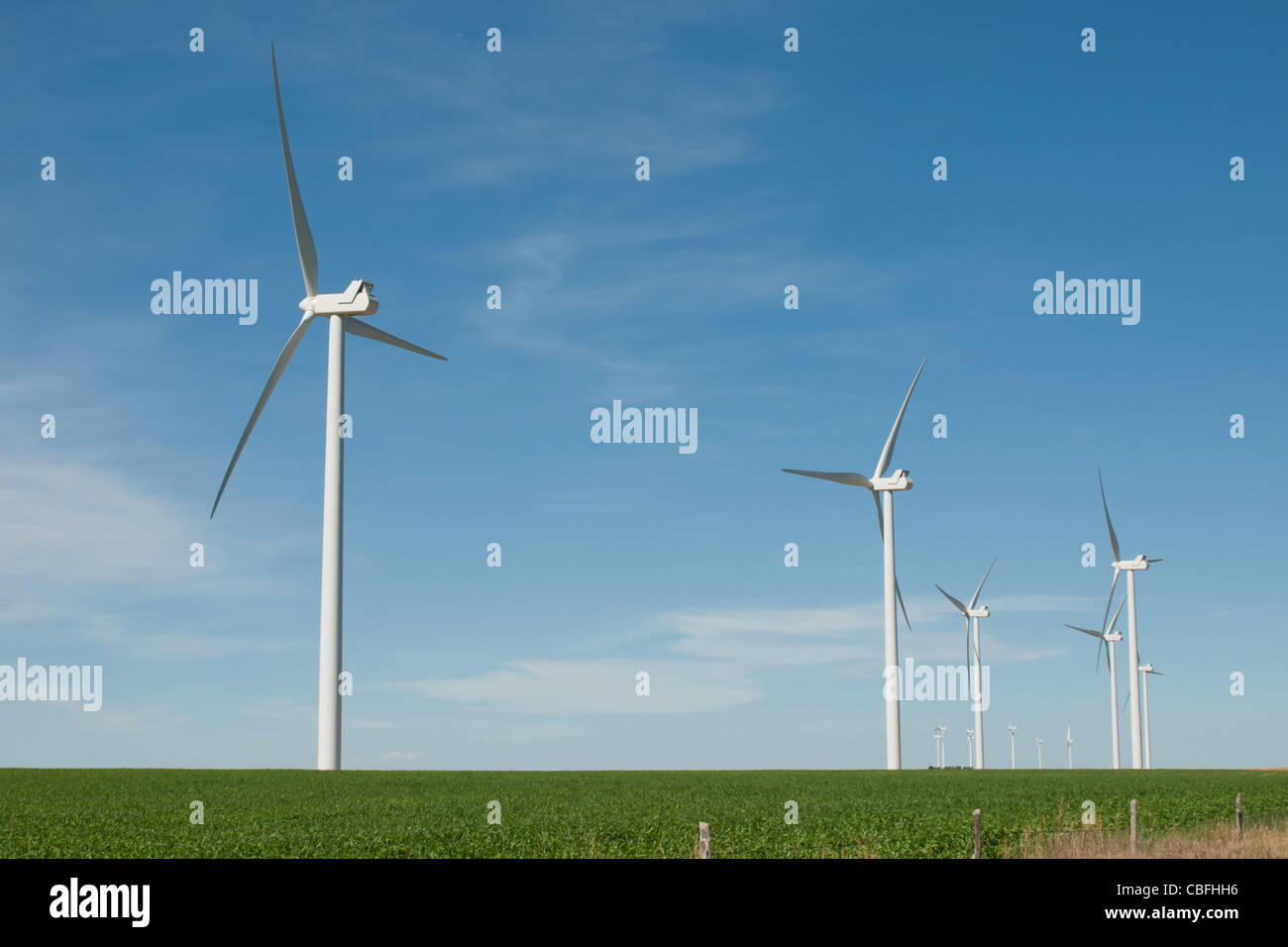 Wind turbines farm in Eastern Colorado Stock Photo - Alamy