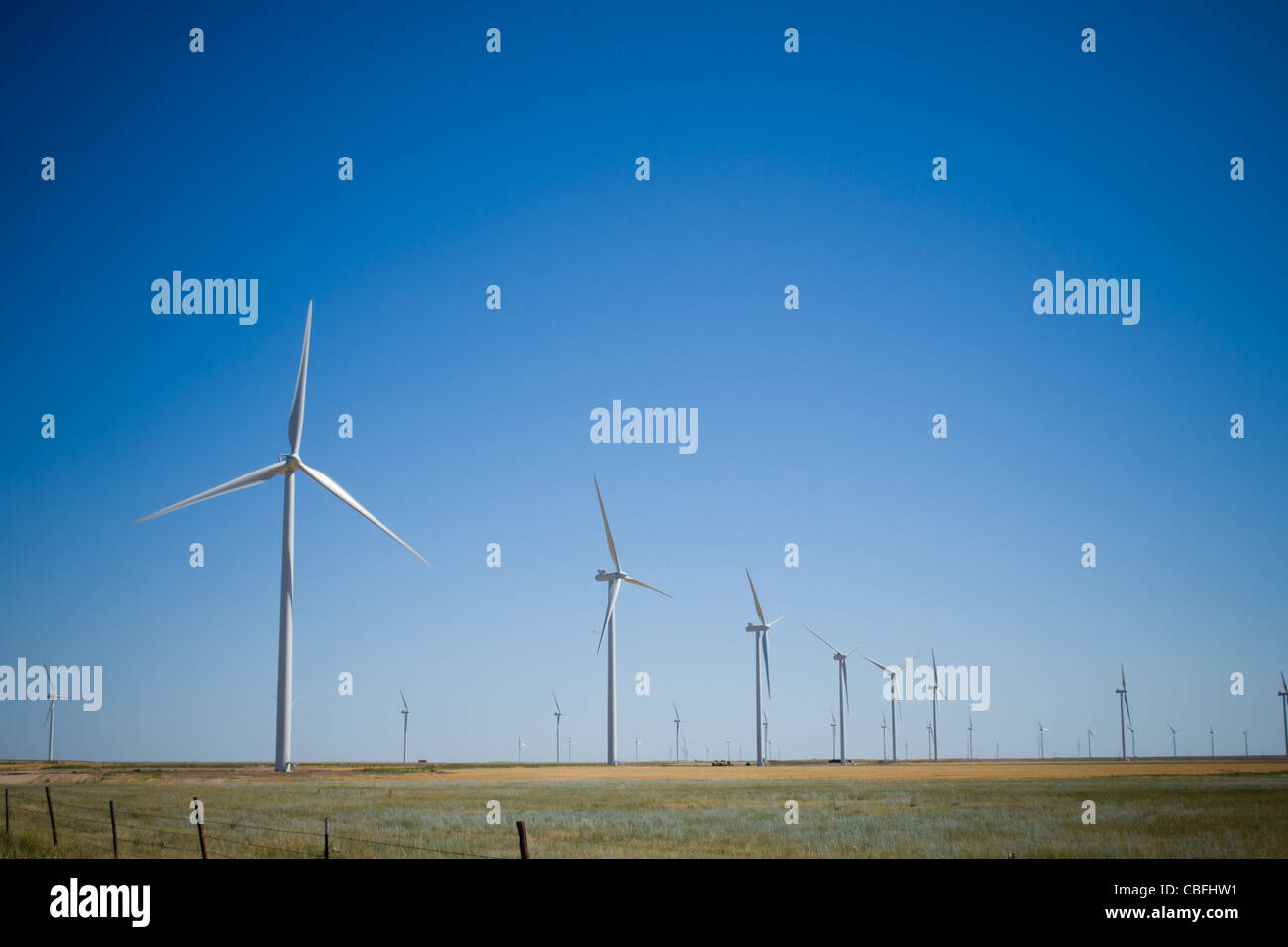 Wind turbines farm in Eastern Colorado Stock Photo - Alamy