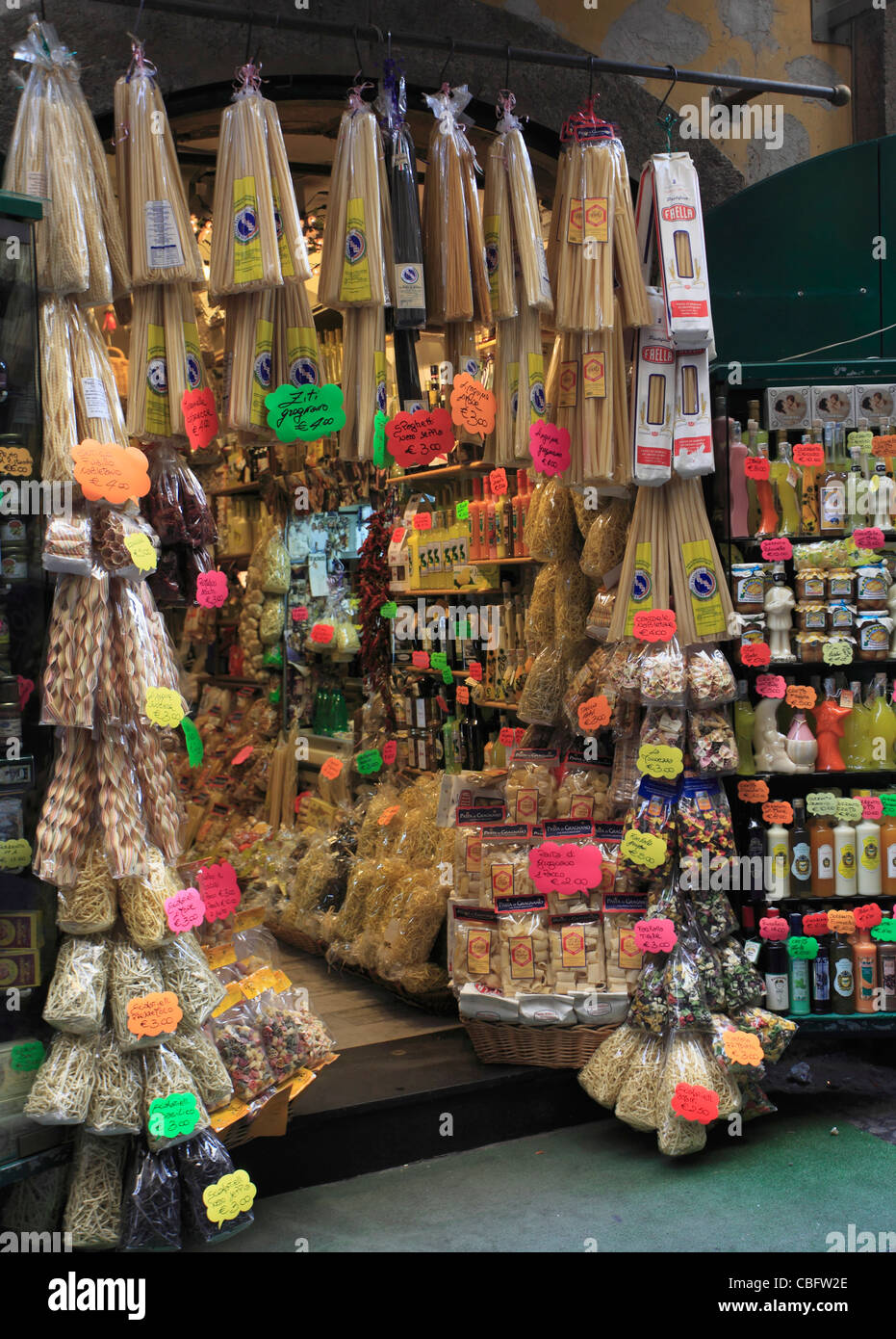 Pasta shop italy hi-res stock photography and images - Alamy