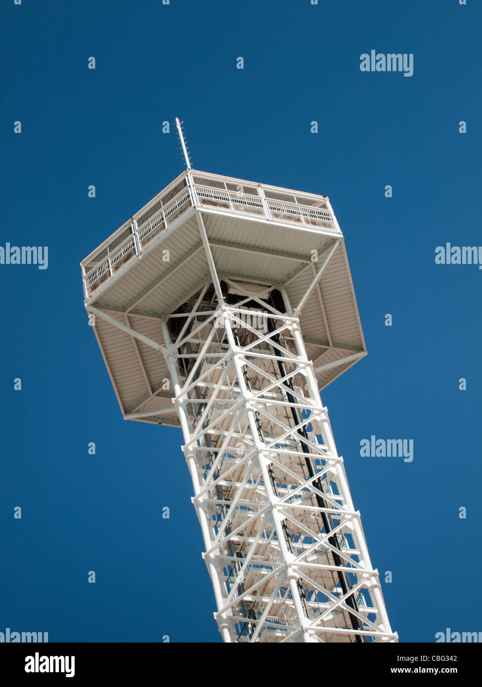 Observation tower at the Elitch Gardens Theme Park in Denver, Colorado ...