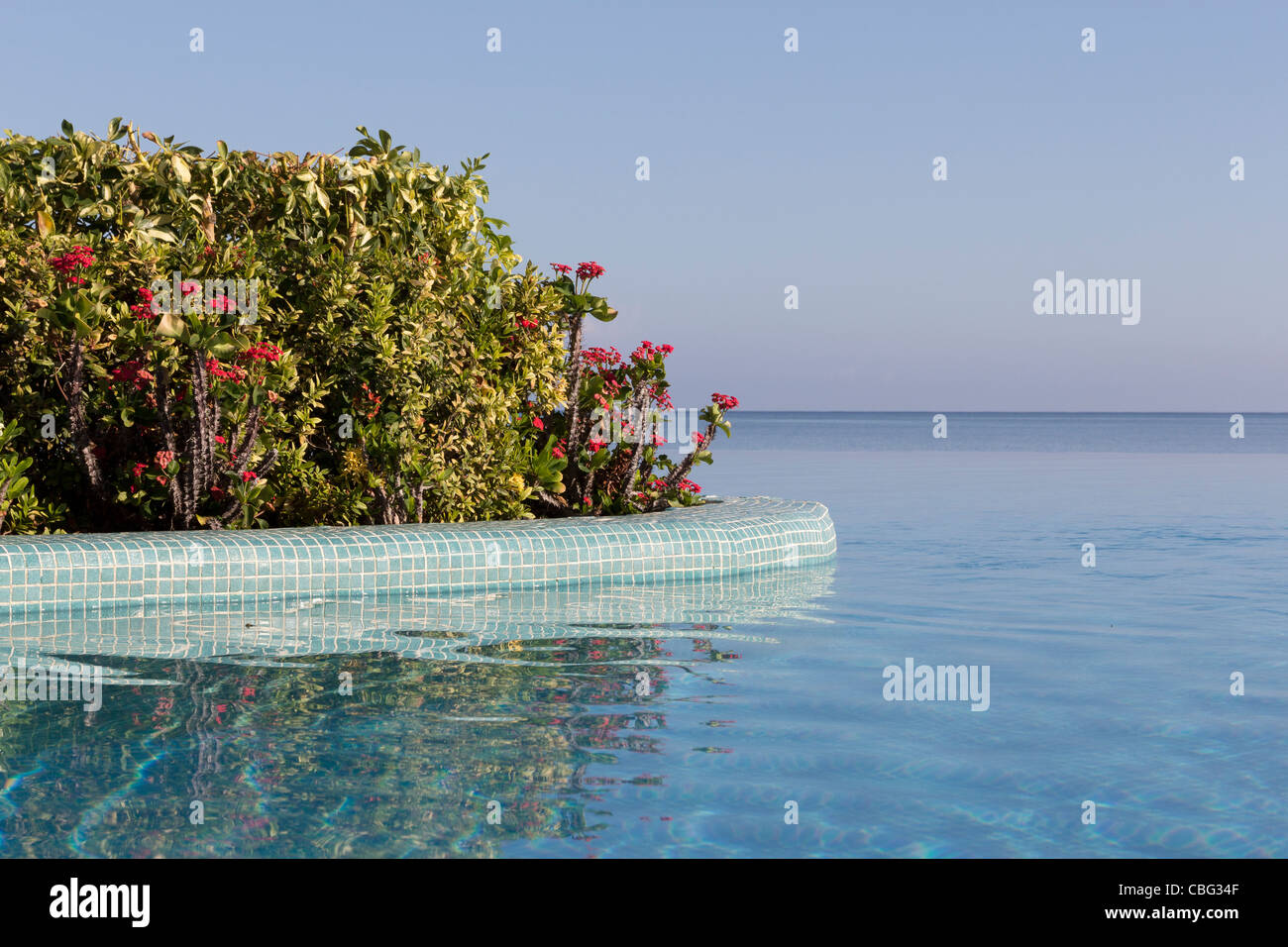 All inclusive holiday resort pool hi-res stock photography and images ...