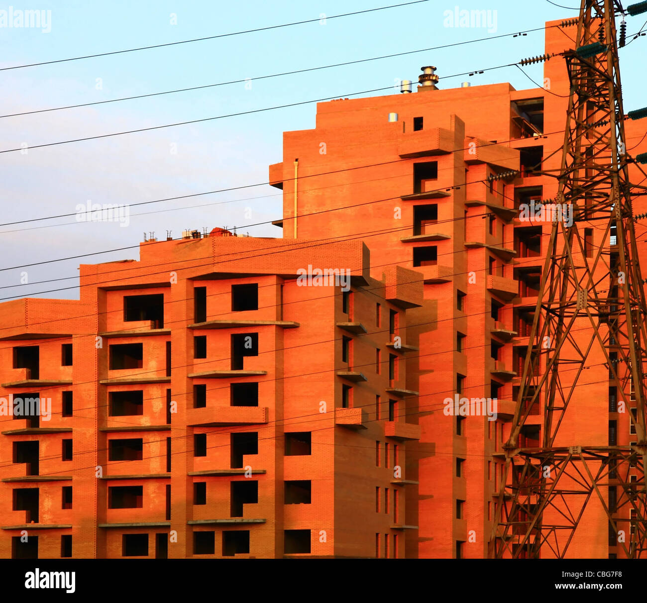 House under construction. Sunrise. Side view. Nobody Stock Photo - Alamy