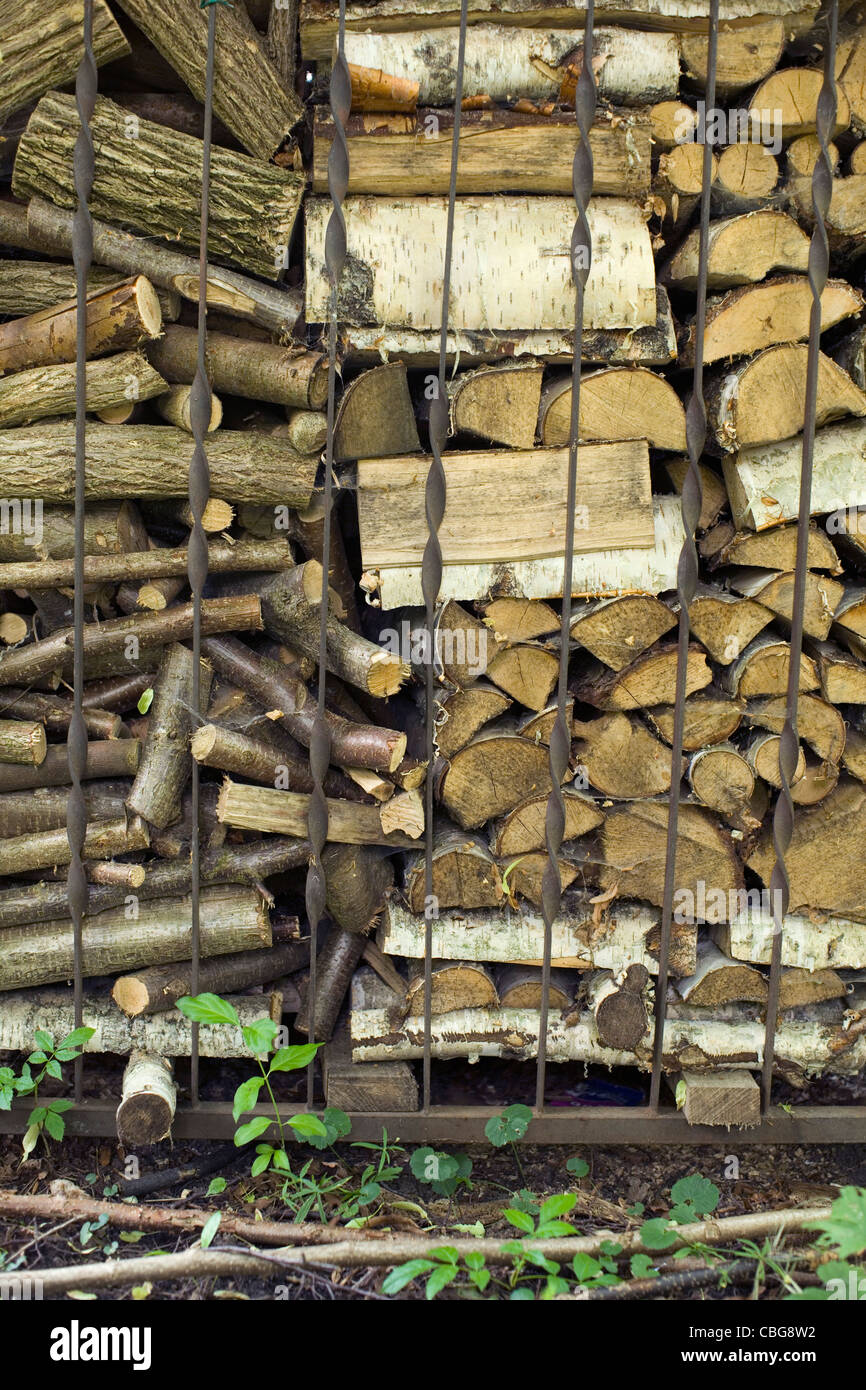 An abundance of chopped firewood Stock Photo - Alamy