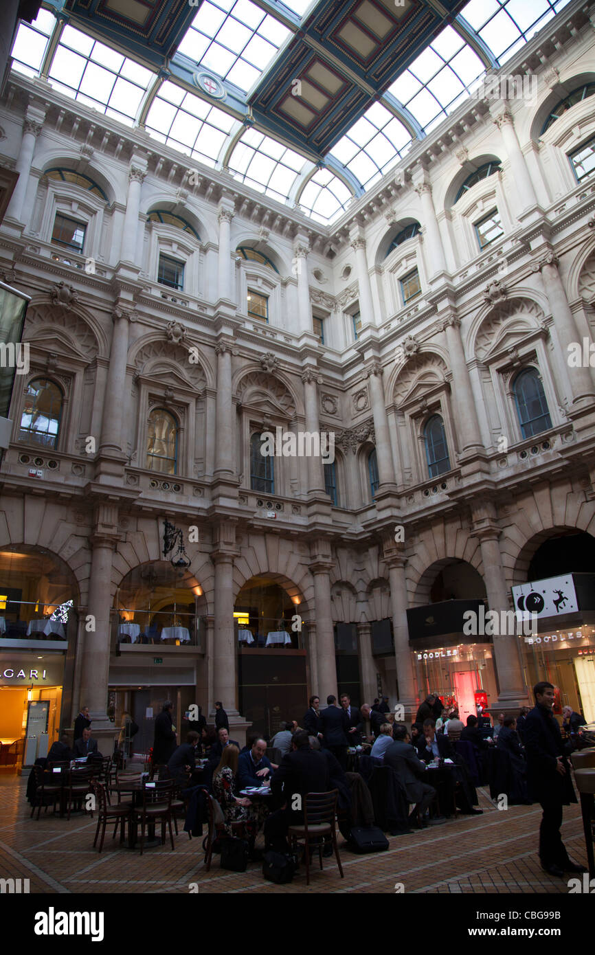 Royal Exchange Interior Grand Bar and Cafe with surrounding shops Stock ...