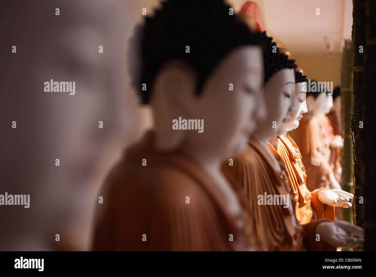 Buddhist statues hi-res stock photography and images - Alamy