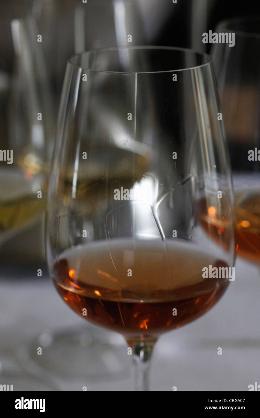 Wine Falling Into Glass High Resolution Stock Photography and Images ...