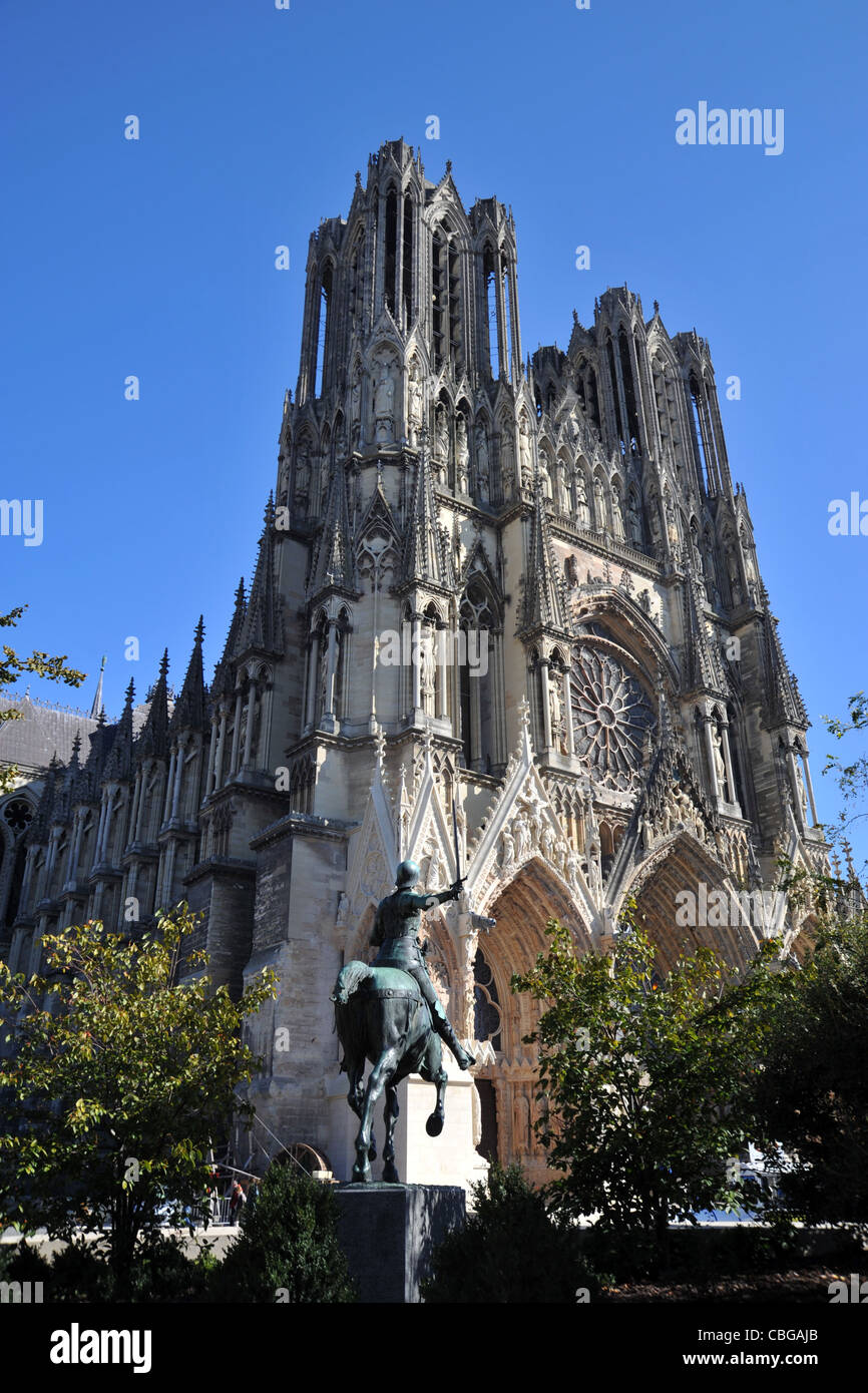 Gothic Reims Notre Dame Cathedral - Our Lady of Rheims - in the ...