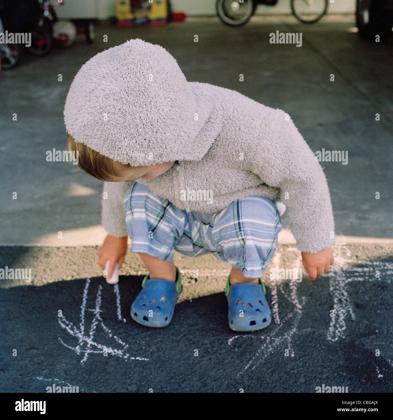 Scribbling drawing hi-res stock photography and images - Alamy