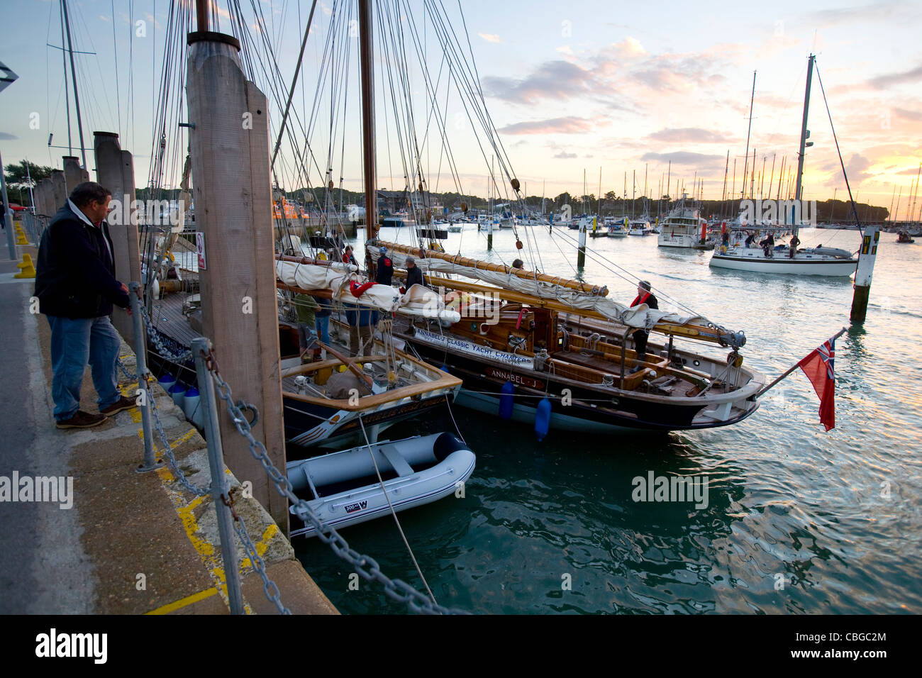 Old Gaffer, Classic Boat, Sunset, Yachts, Boats, Harbour, Yarmouth ...