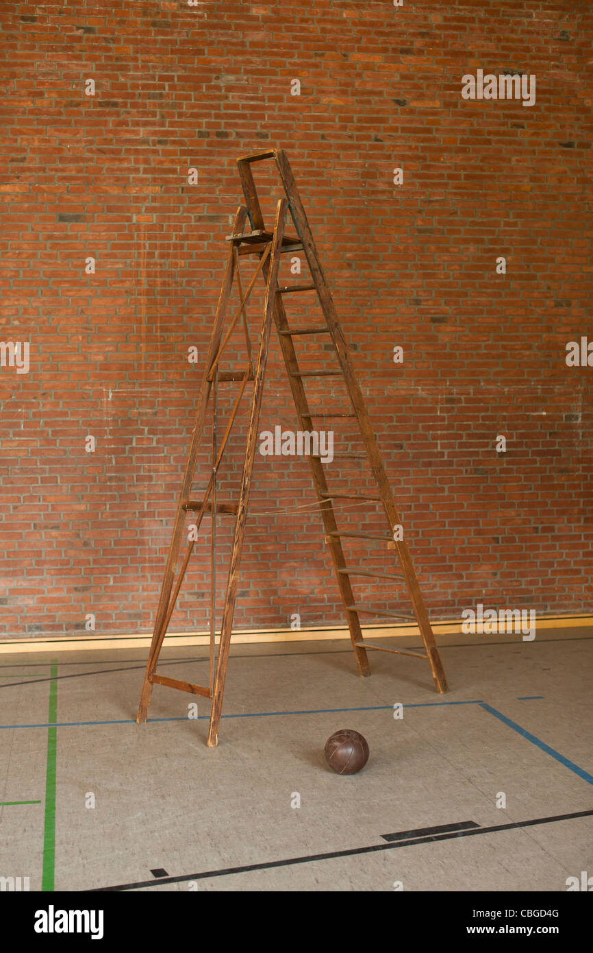 Ball sports hall hi-res stock photography and images - Alamy