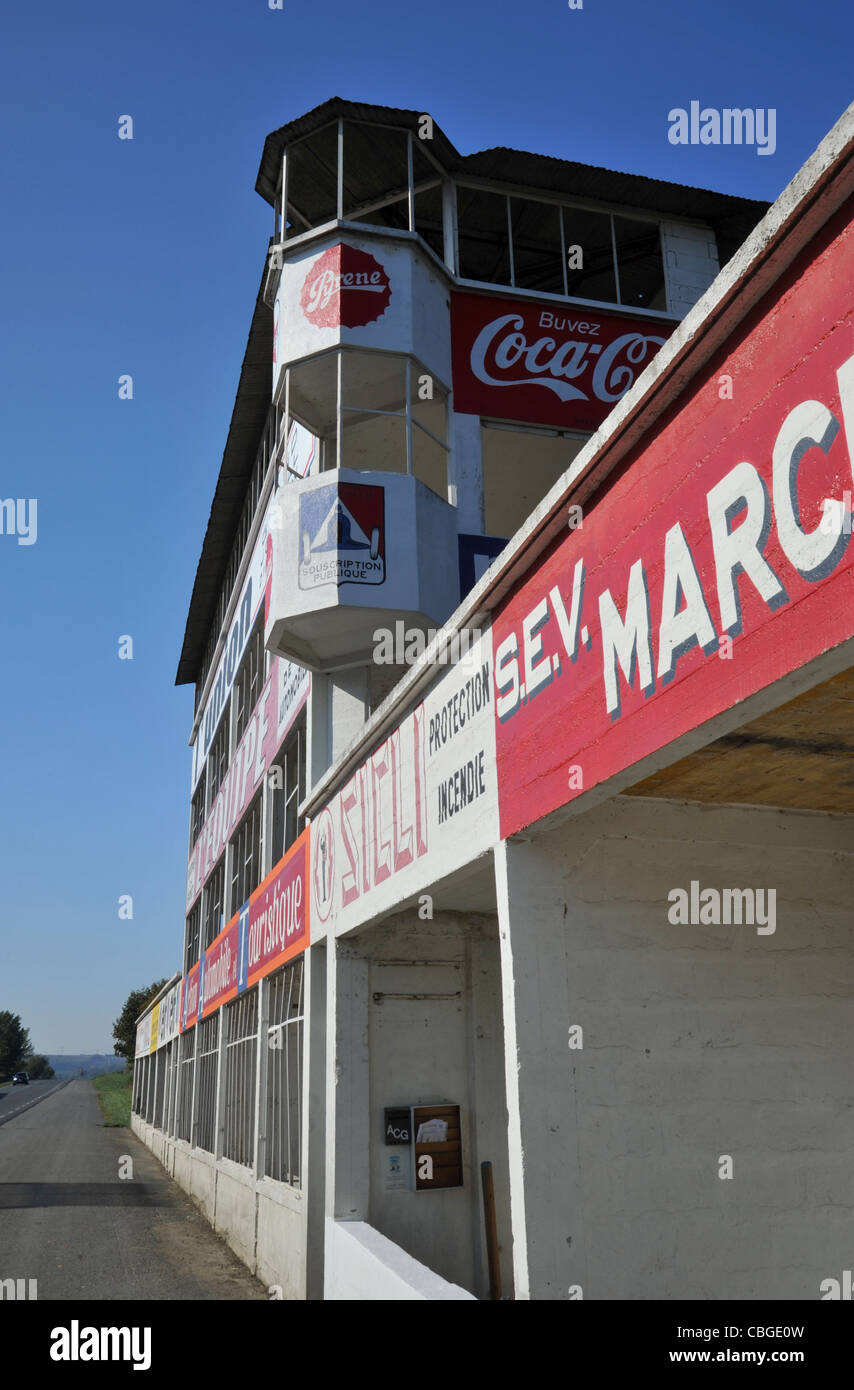 Reims Gueux historic motor circuit in France The old pits and ...