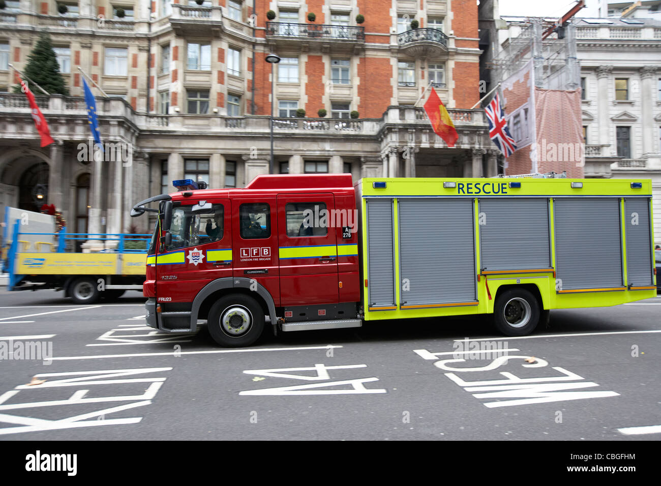 london fire brigade fru vehicle speeding through streets in london ...
