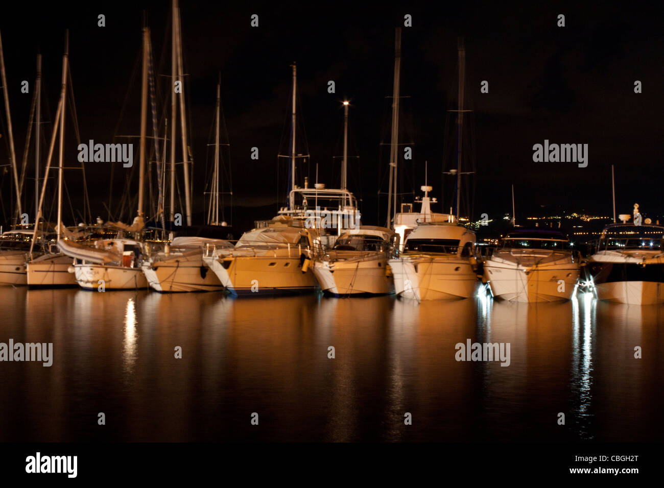 Harbor lights hi-res stock photography and images - Alamy