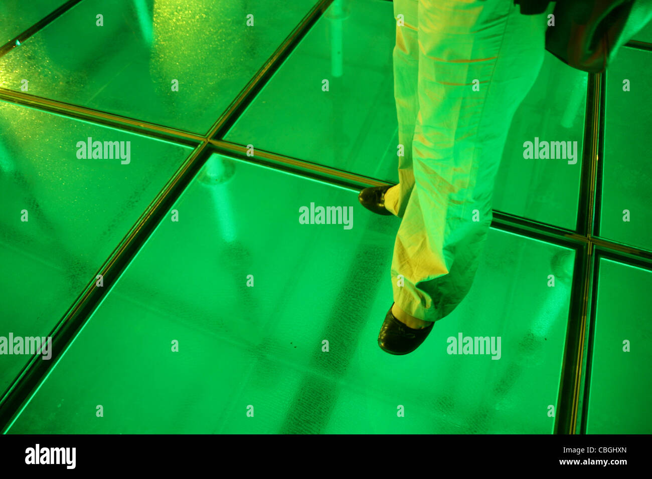 crowd on dance floor in night club disco Stock Photo - Alamy