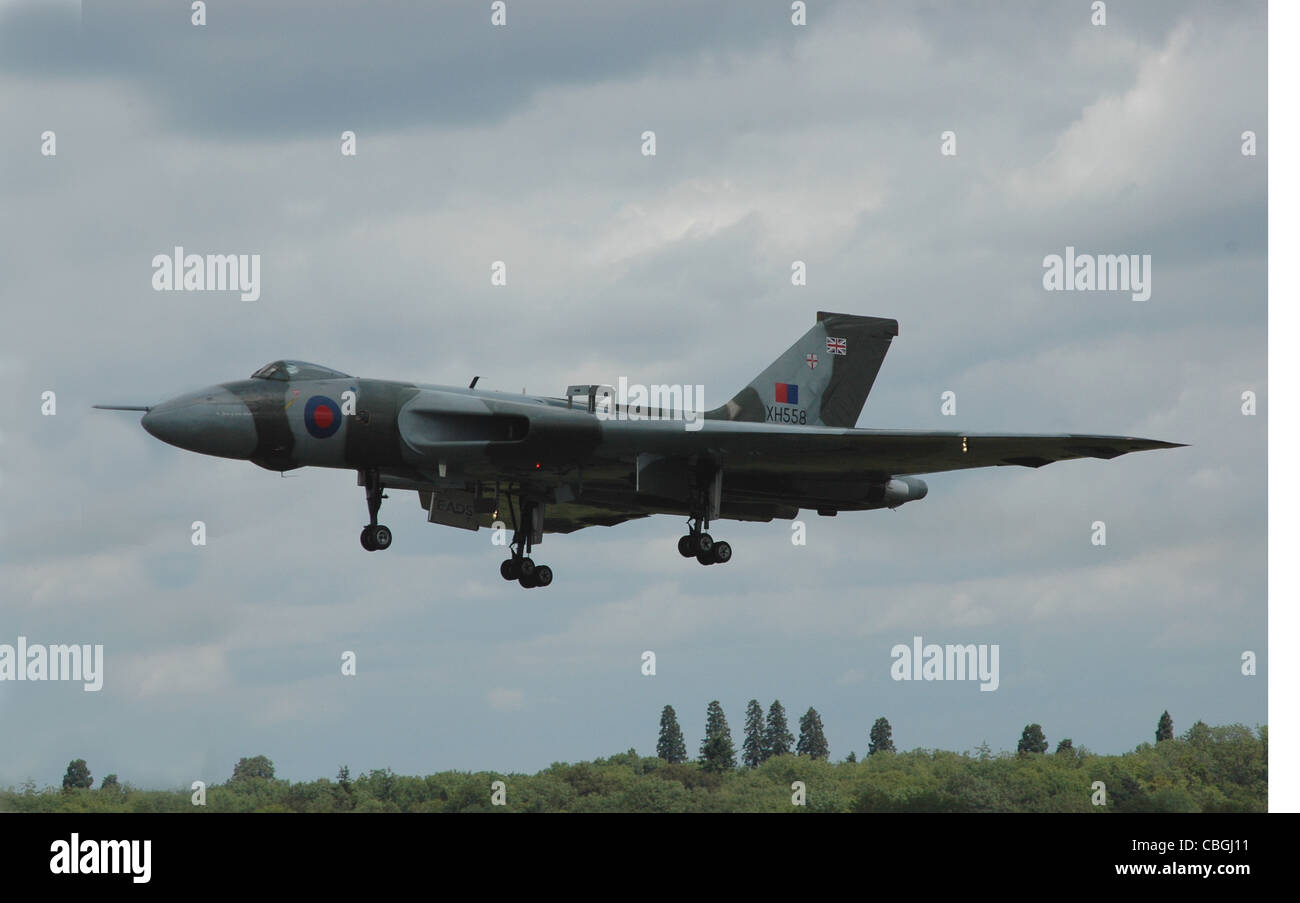 VULCAN IN FLIGHT Stock Photo - Alamy