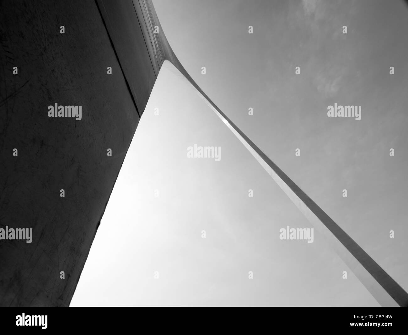 The arc of the national monument in early morning Stock Photo - Alamy