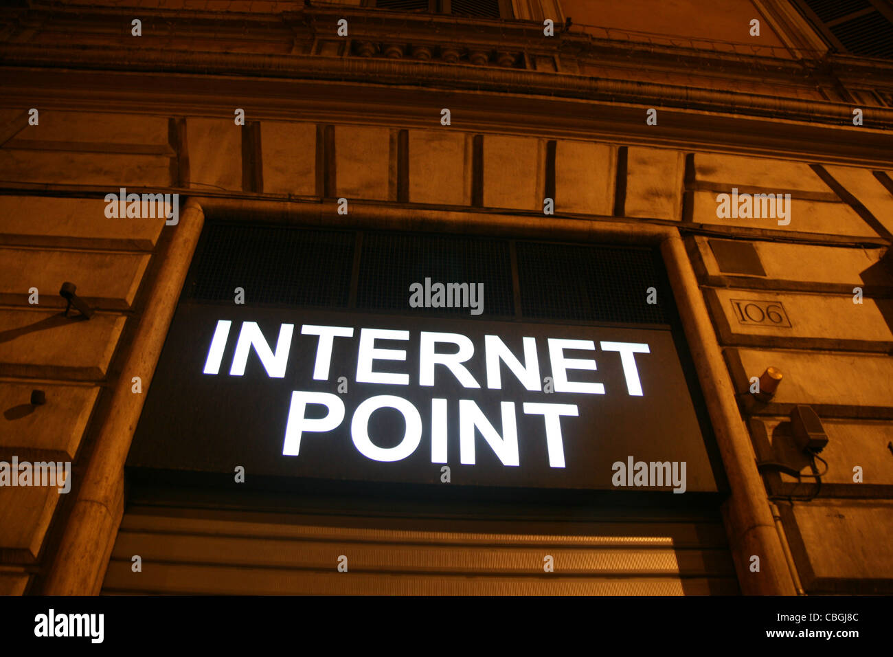 internet point shop at night in rome, italy Stock Photo - Alamy