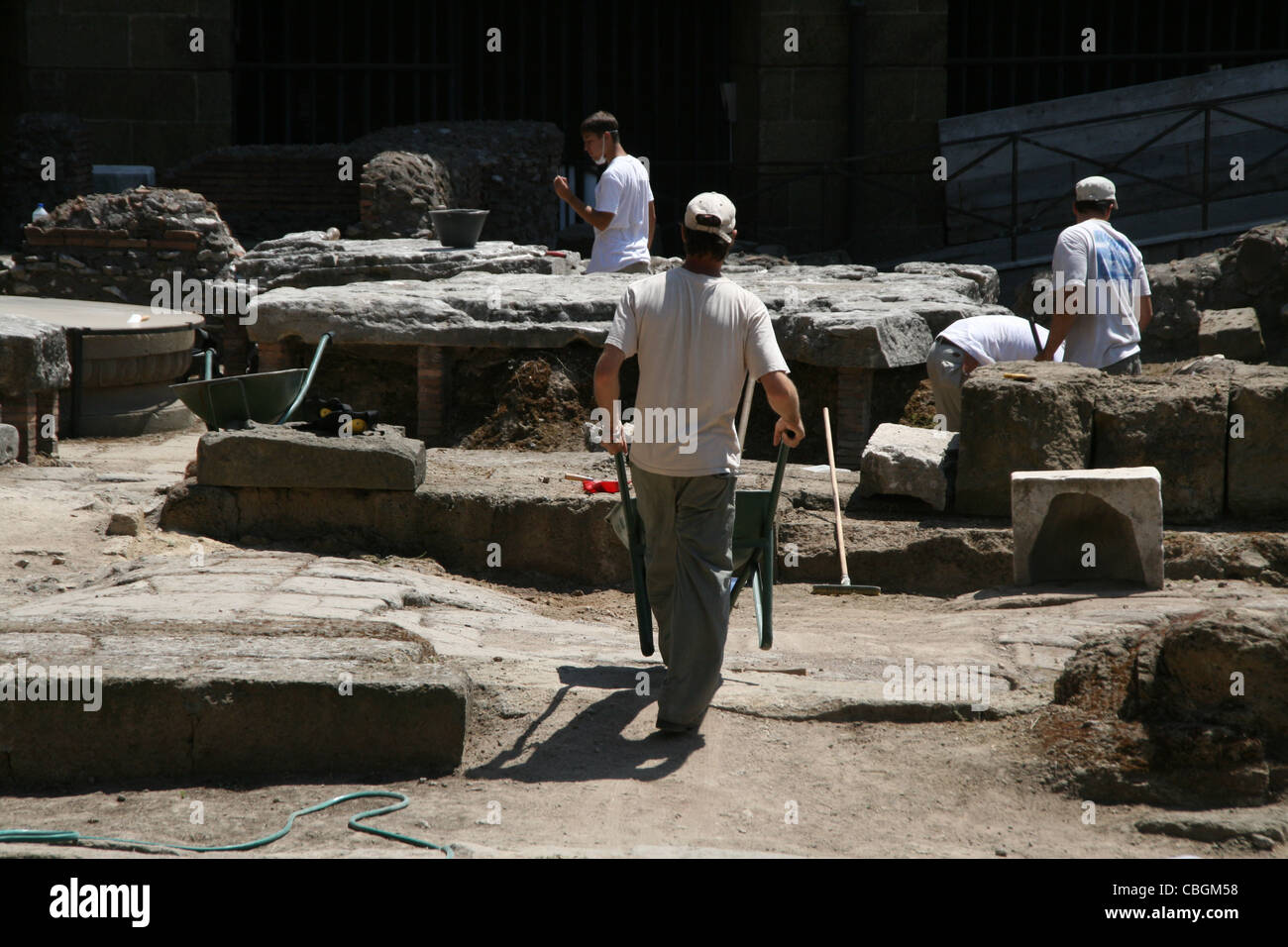 archeology dig excavation, rome, italy Stock Photo - Alamy