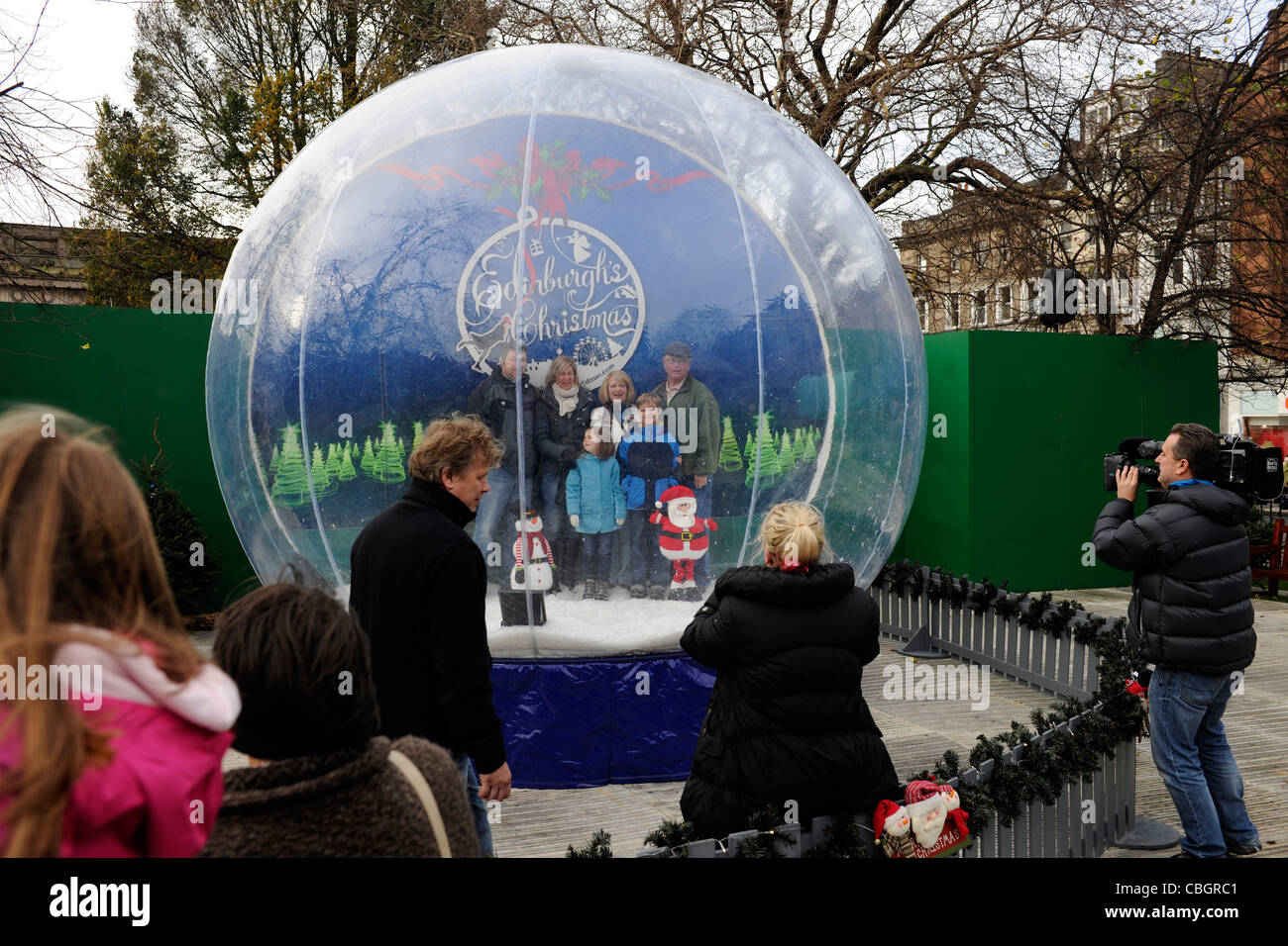 German Christmas market, Edinburgh, Scotland Stock Photo - Alamy