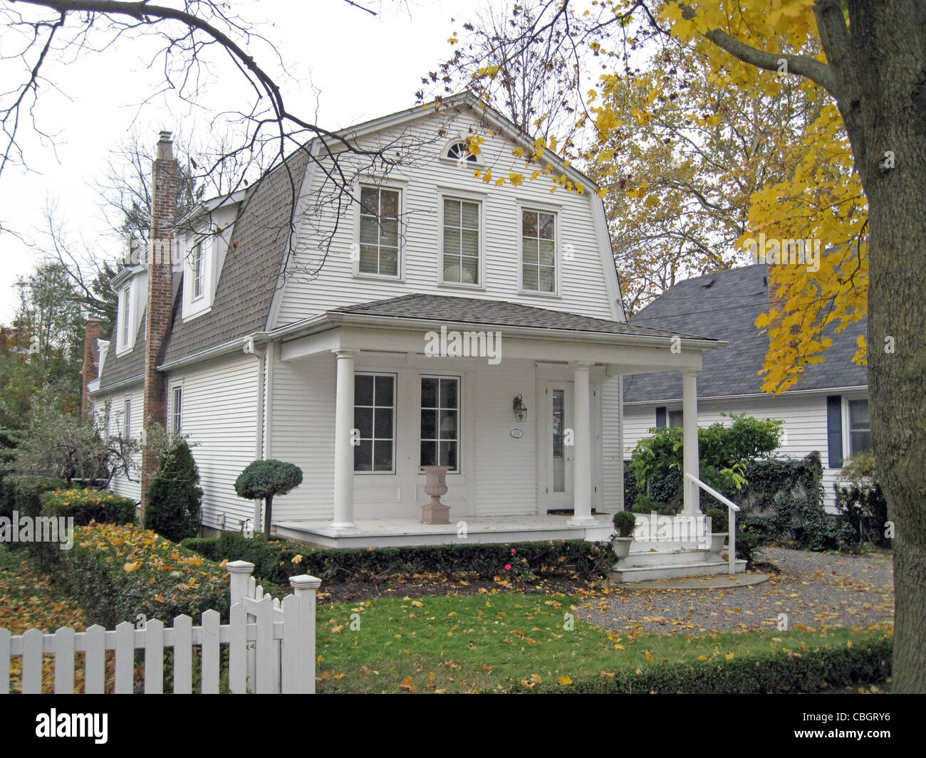 NIAGARA ON THE LAKE, Canada. Typical distinctive timber frame home ...