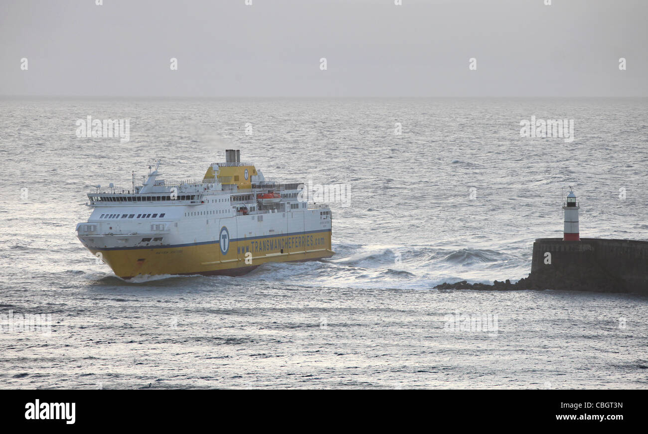 Transmanche Ferries 'Seven Sisters' enters Newhaven Harbour from Dieppe ...