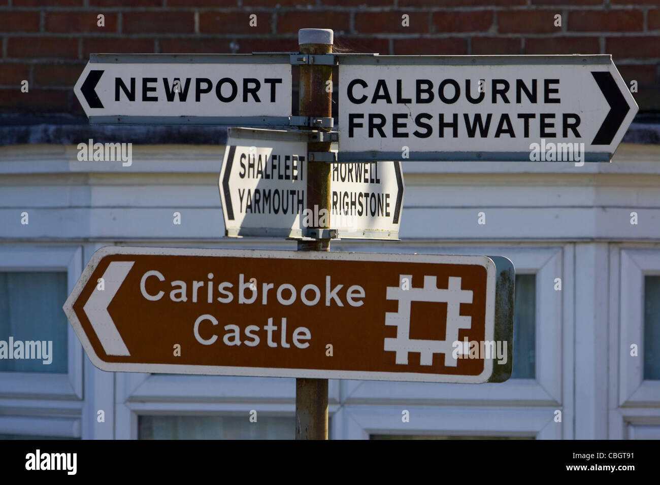 Uk newport calbourne freshwater carisbrooke castle hi-res stock ...