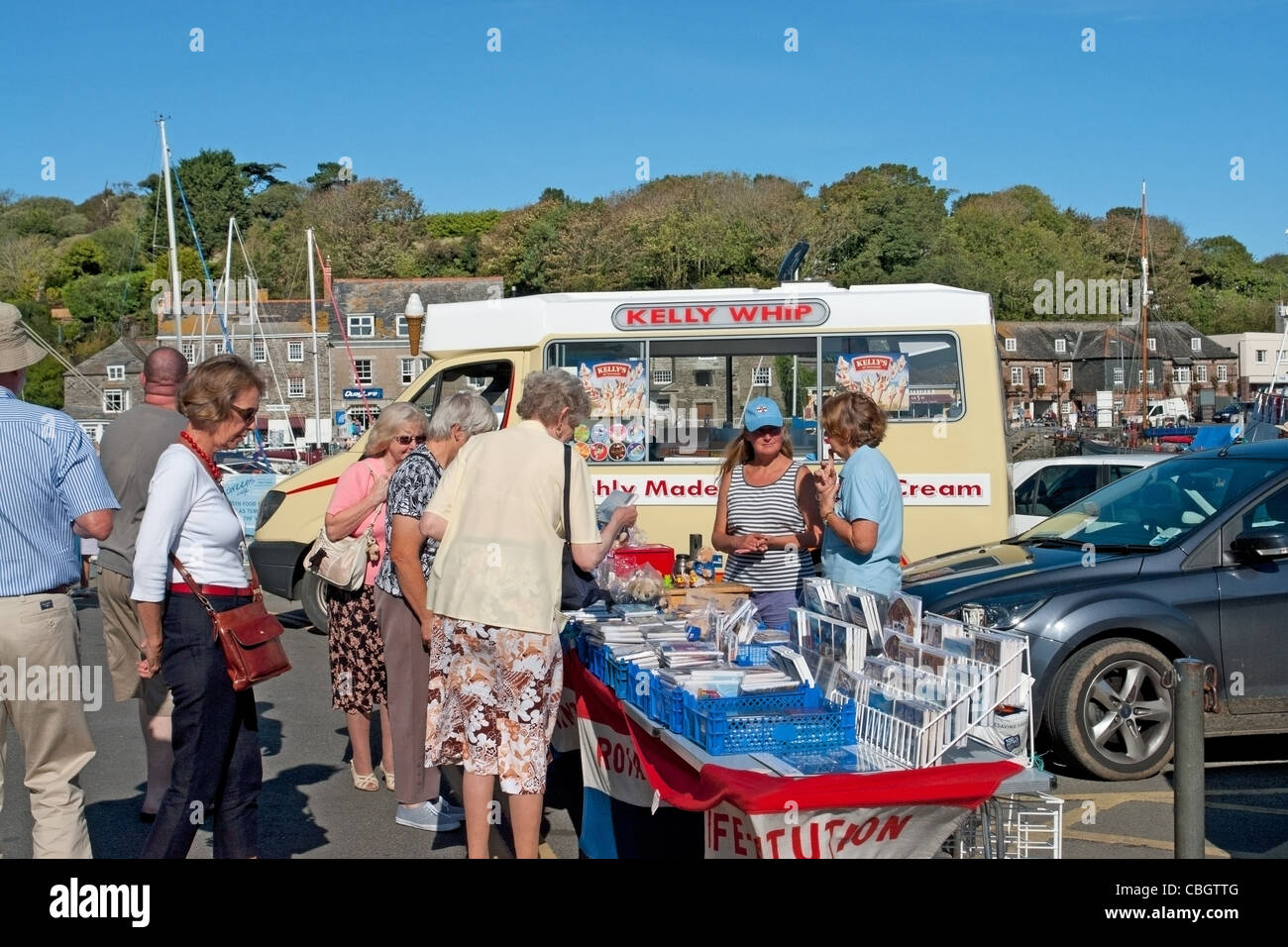 Souvenir stall on the harbour at Padstow, on the north Cornish coast ...