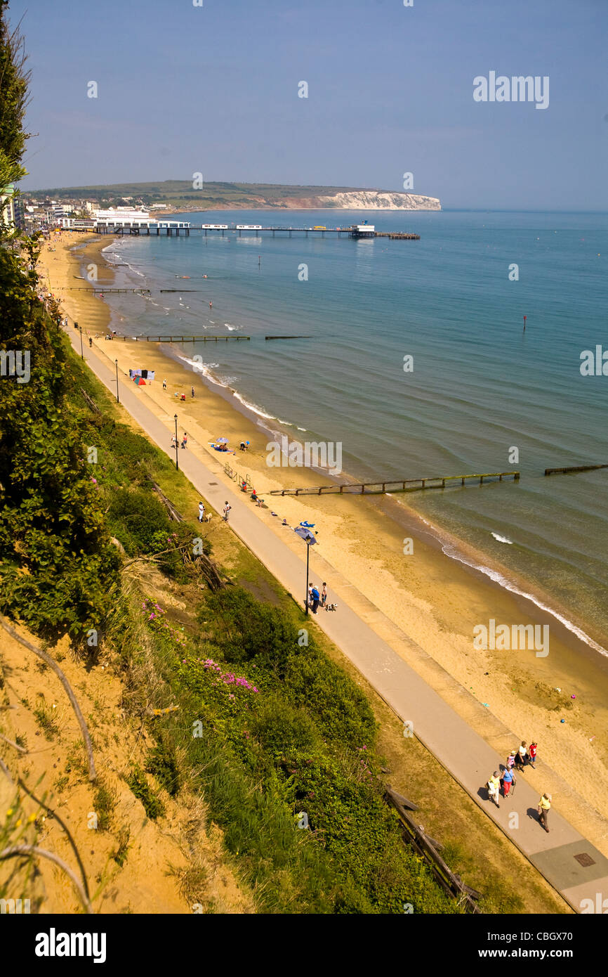 Bembridge beach and sandown pier hi-res stock photography and images ...
