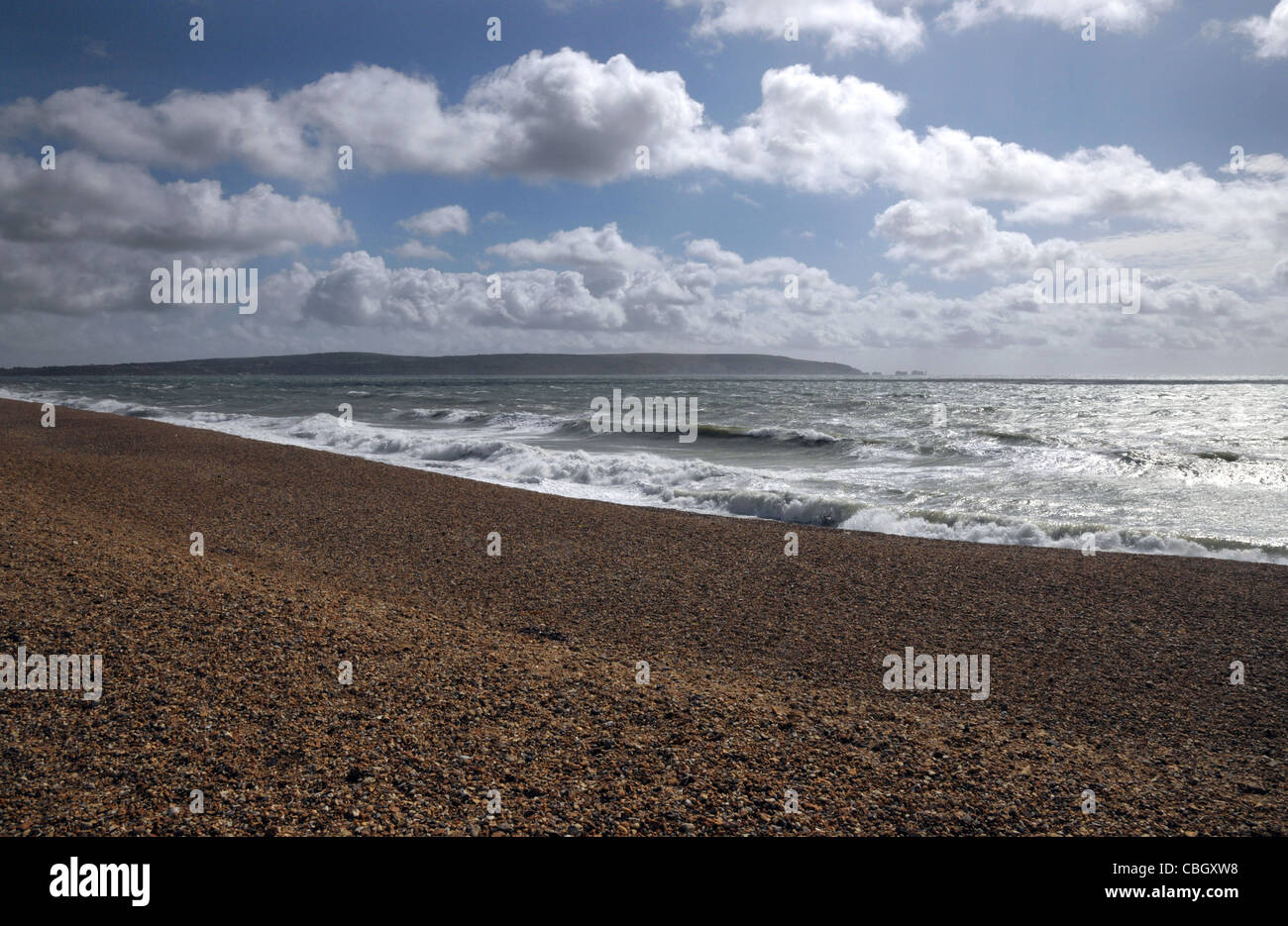 Wave shingle beach hi-res stock photography and images - Alamy
