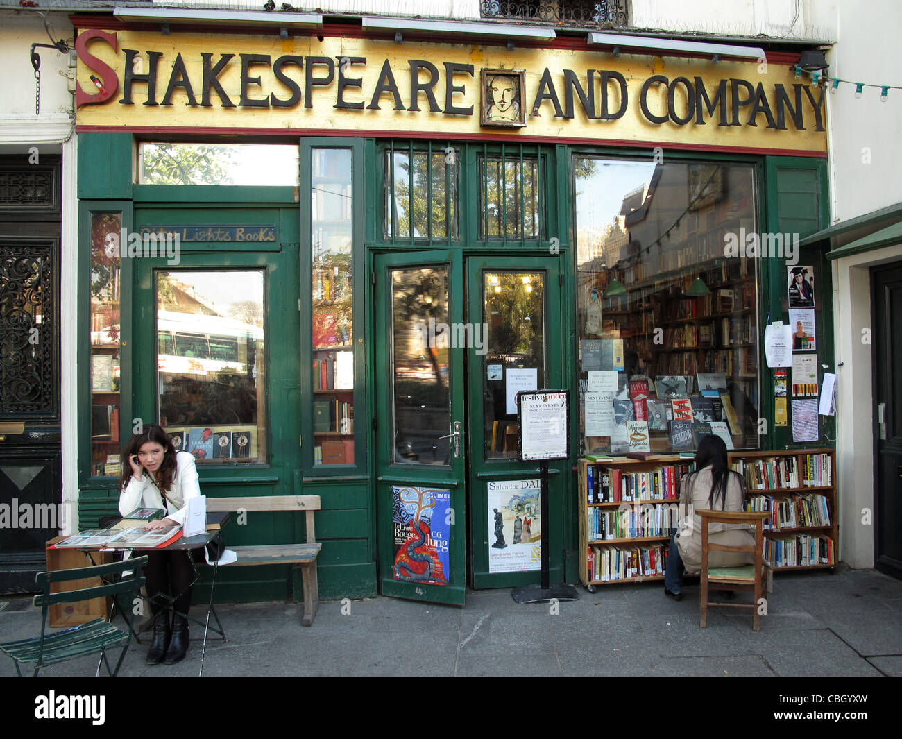 The famous bookshop Shakespeare and Company, Quai de Montebello, Paris ...