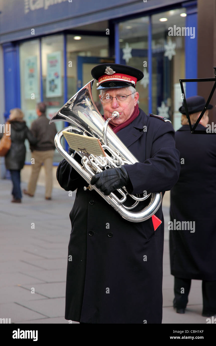 Salvation army band hi-res stock photography and images - Alamy