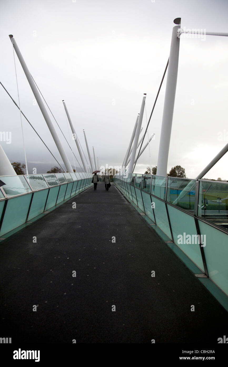 Fink truss hi-res stock photography and images - Alamy