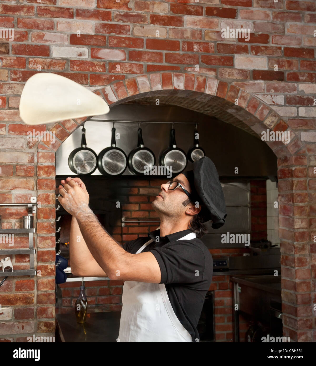 Pizza spin hi-res stock photography and images - Alamy