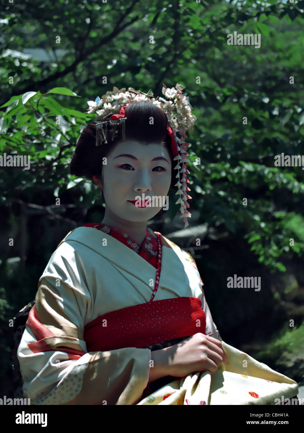 Maiko photograph hi-res stock photography and images - Alamy