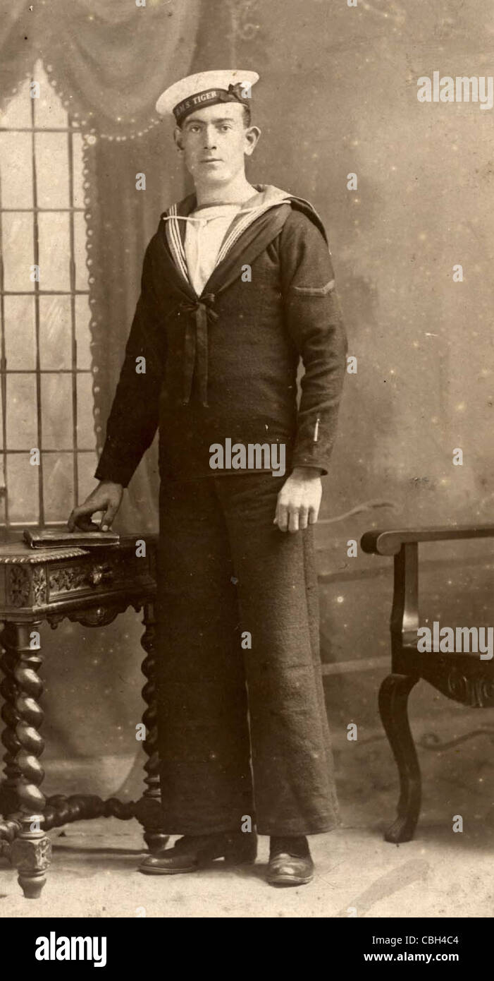 Battlecruiser ww1 hi-res stock photography and images - Alamy