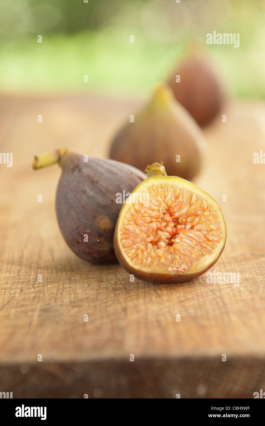 Ripe fig hi-res stock photography and images - Alamy