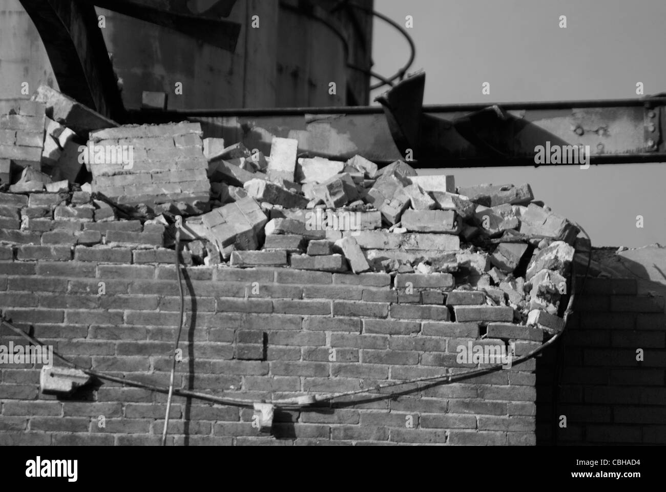 Demolished brick wall hi-res stock photography and images - Alamy