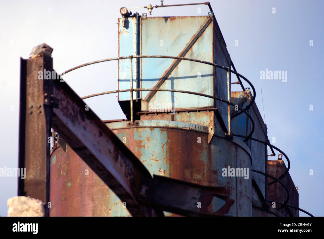 Metal tower rust hi-res stock photography and images - Alamy