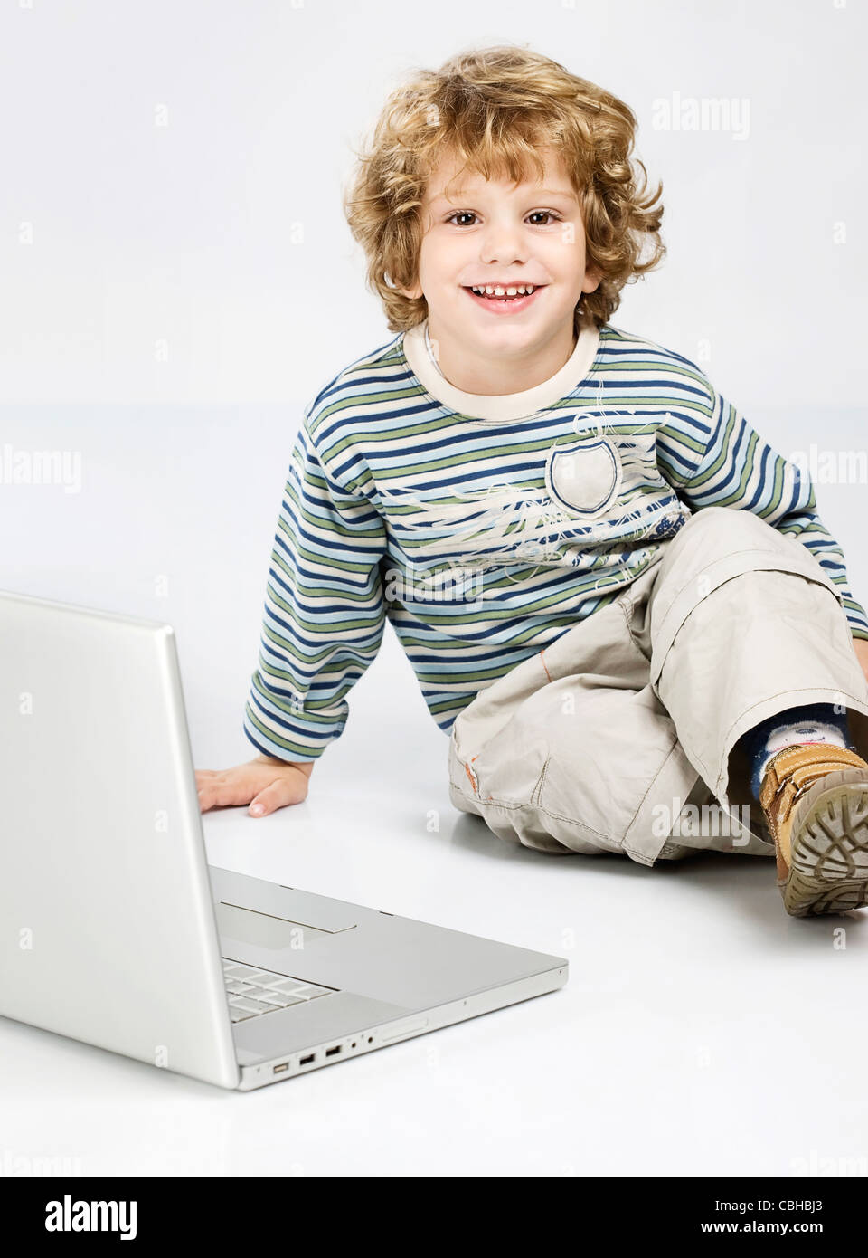 Seating boy hi-res stock photography and images - Alamy